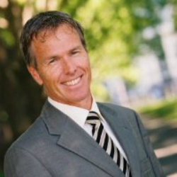 Telstra strengthens transformation with Readify