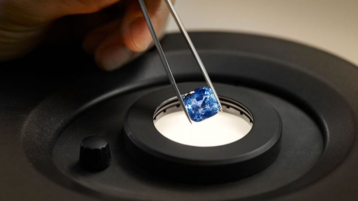 Coloured gemstones get Everledger blockchain