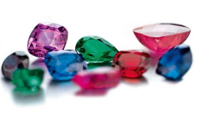 Gemtelligence - an AI for gemstone analysis